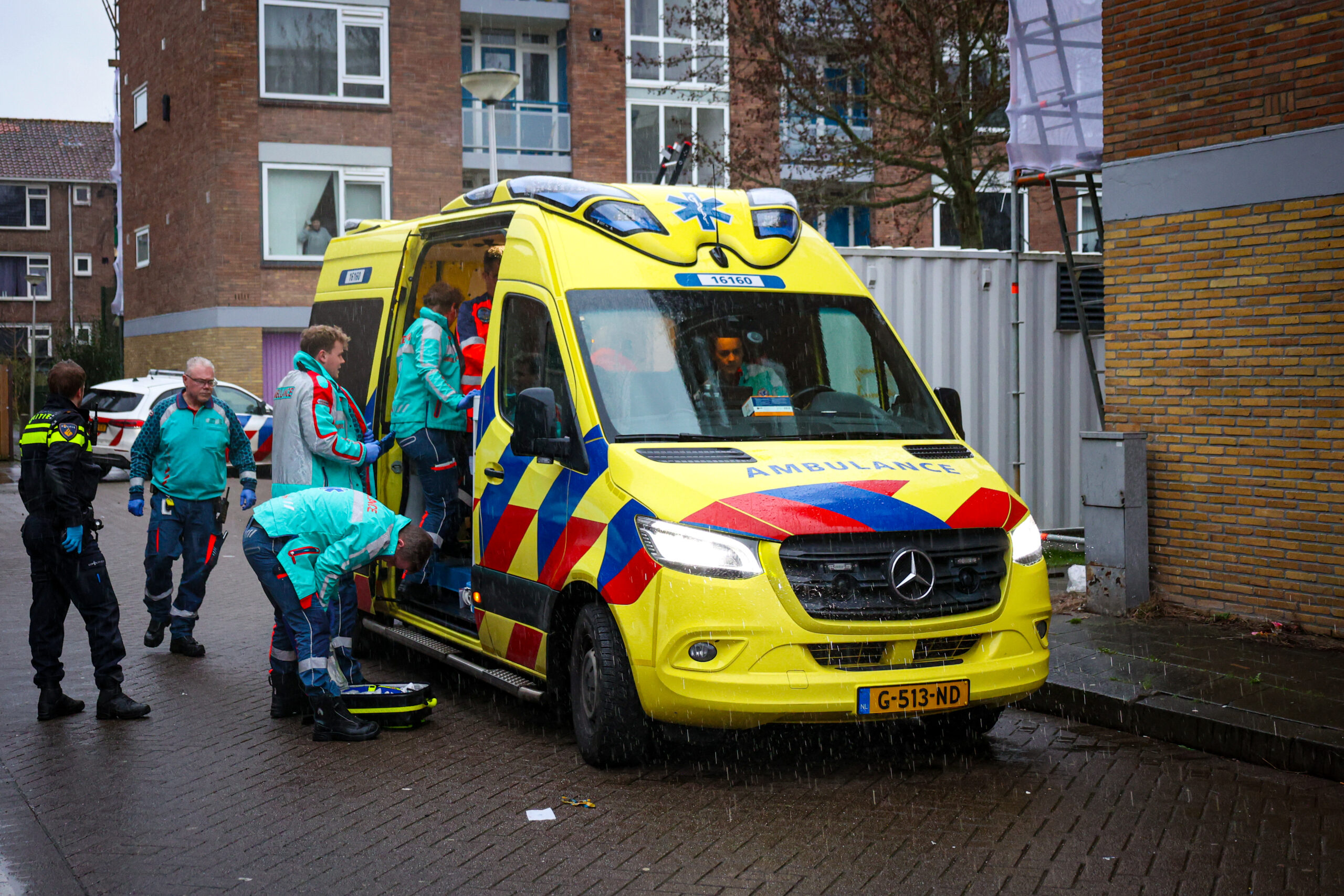 Zwaargewonde na val van ladder in Gouda - 112 Reeuwijk